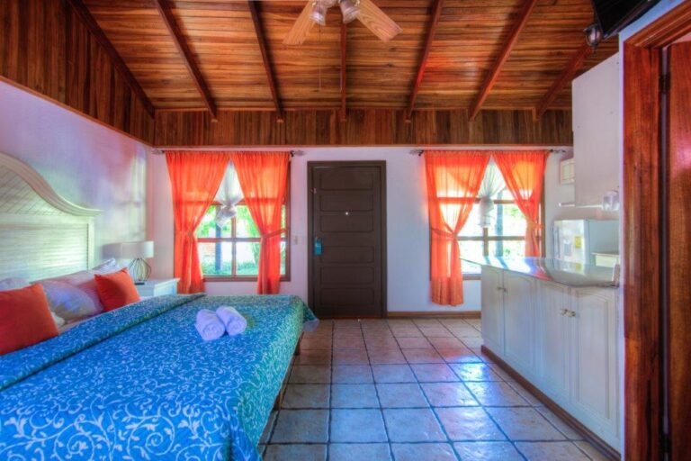 Beach Break Resort – Jaco, Costa Rica